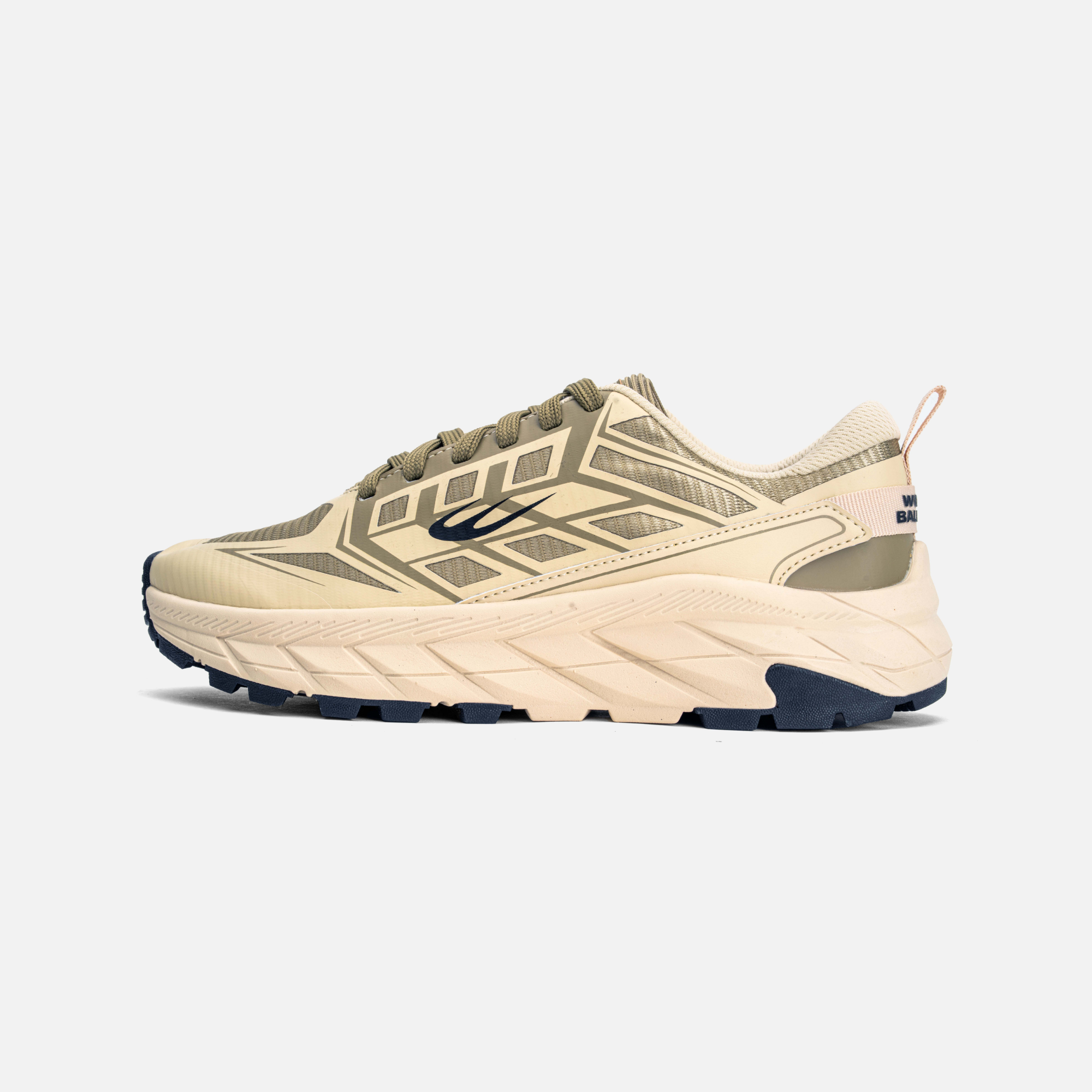 TRAIL BOUND L – World Balance